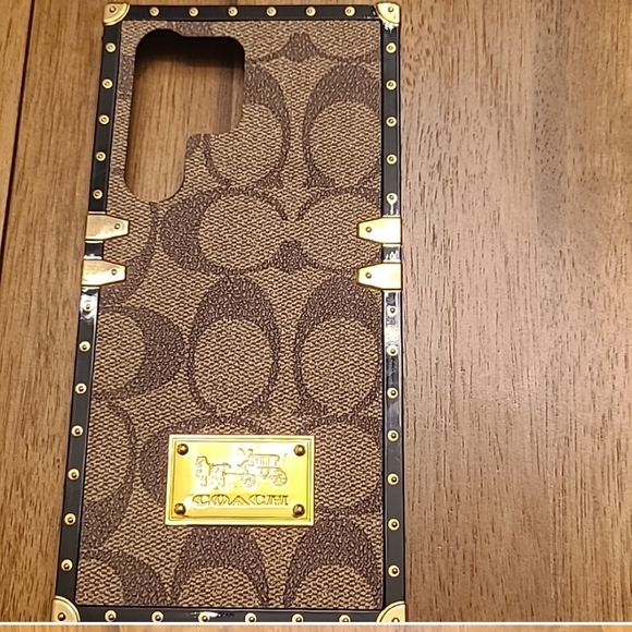 Coach | Cell Phones & Accessories | Coach Brown And Gold Phone Case ...